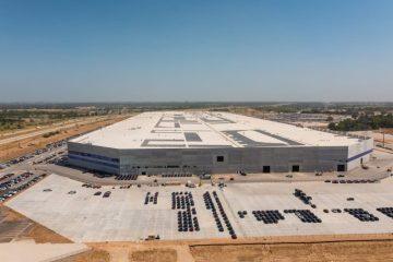 Elon Musk confirms Tesla has signed a $16.5 billion chip contract with ...